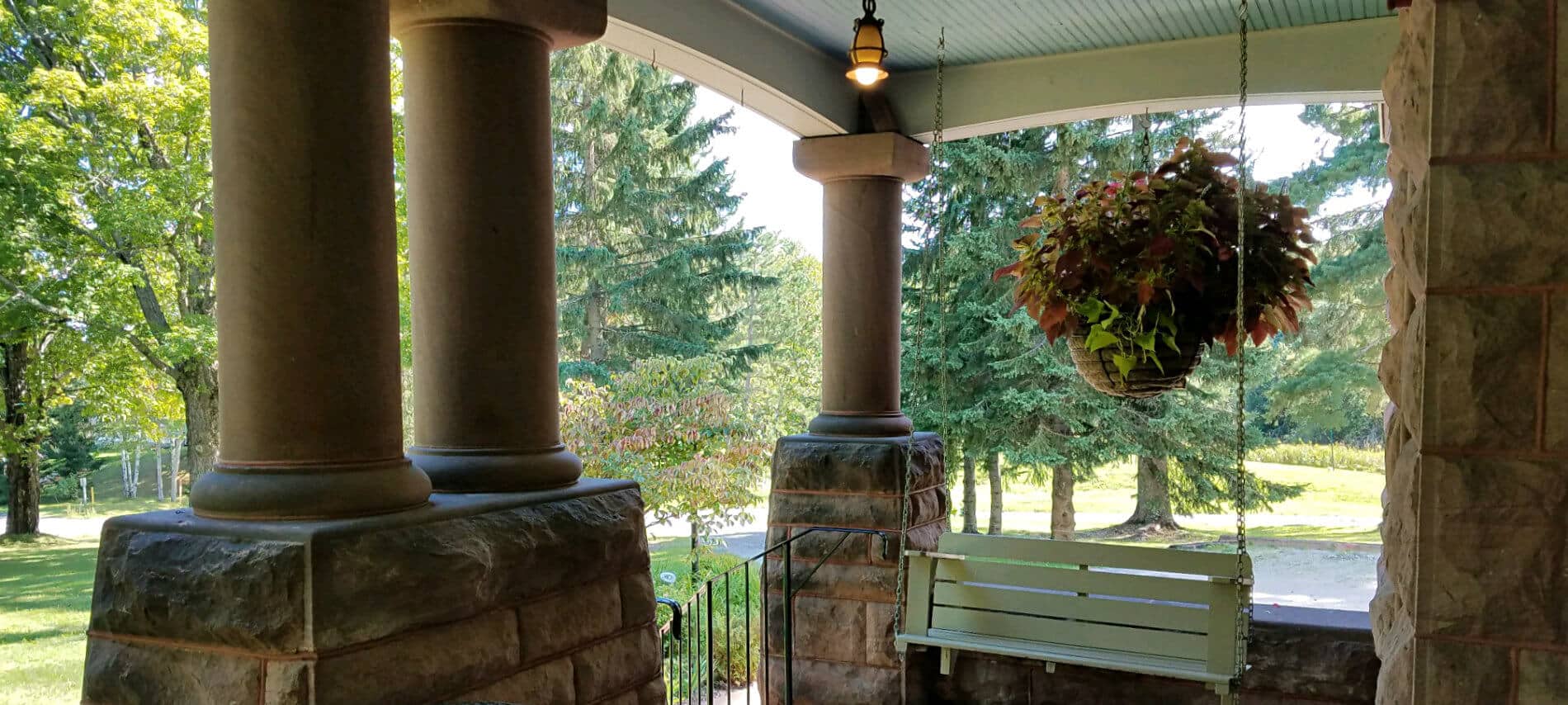 Our Policies at Pinehurst Inn Bed & Breakfast in Bayfield Wisconsin